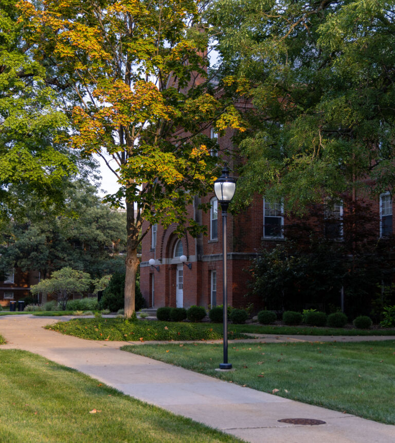 Admissions & Aid - Simpson College